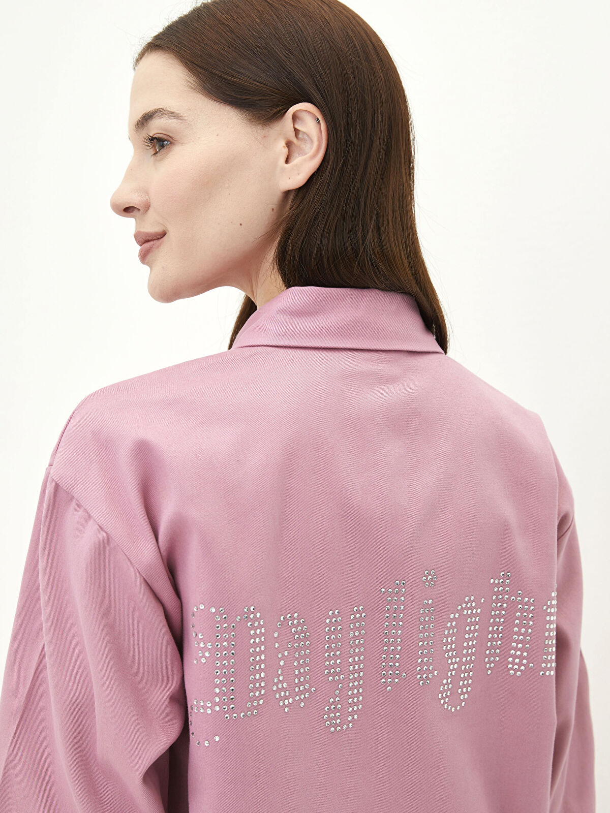 MODEST Gömlek Yaka Taş Baskılı Uzun Kollu Oversize Gabardin Kadın Tunik MODEST Gömlek Yaka Taş Baskılı Uzun Kollu Oversize Gabardin Kadın Tunik