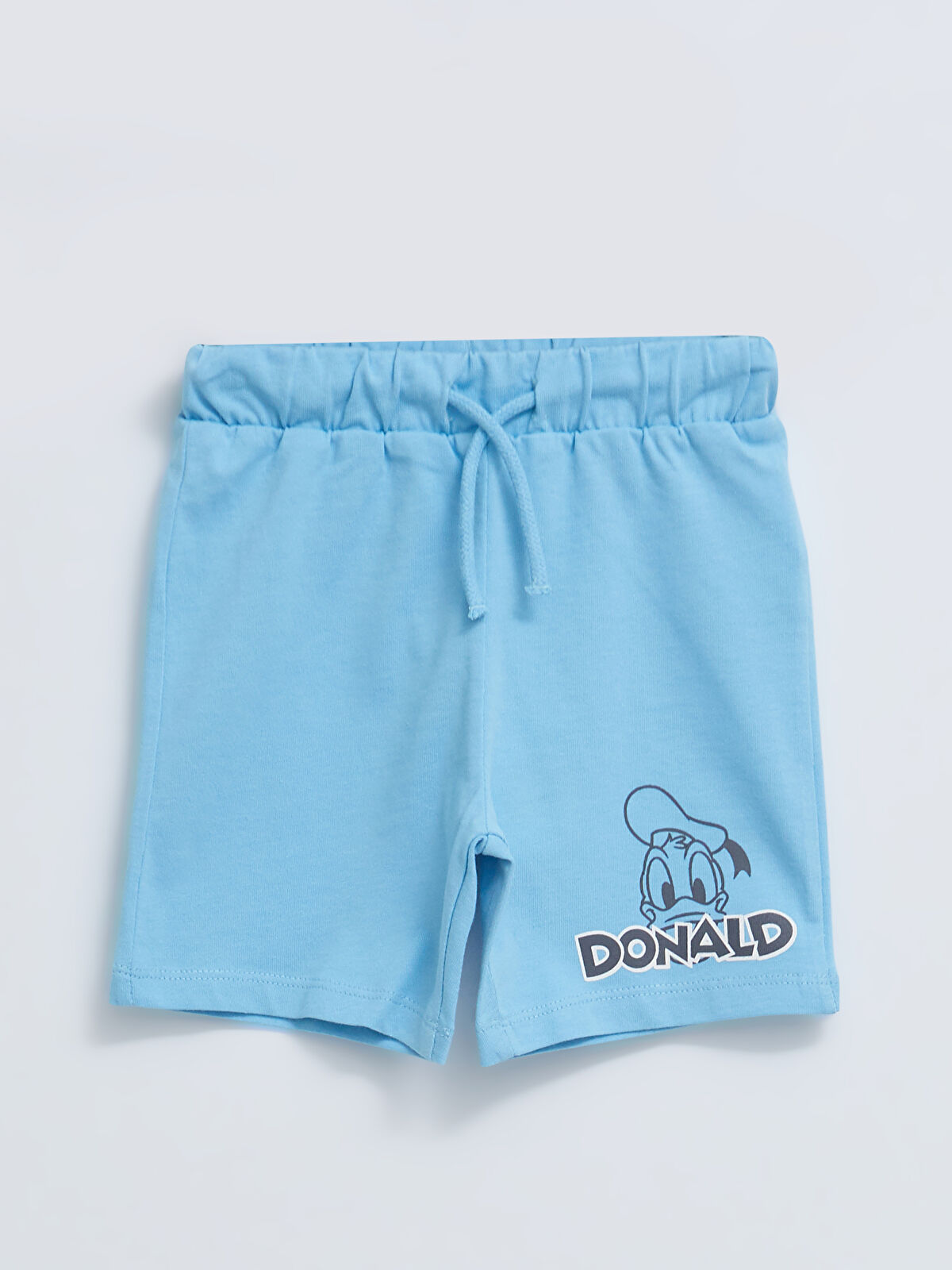 Beli Lastikli Donald Duck Baskılı Erkek Bebek Şort Beli Lastikli Donald Duck Baskılı Erkek Bebek Şort