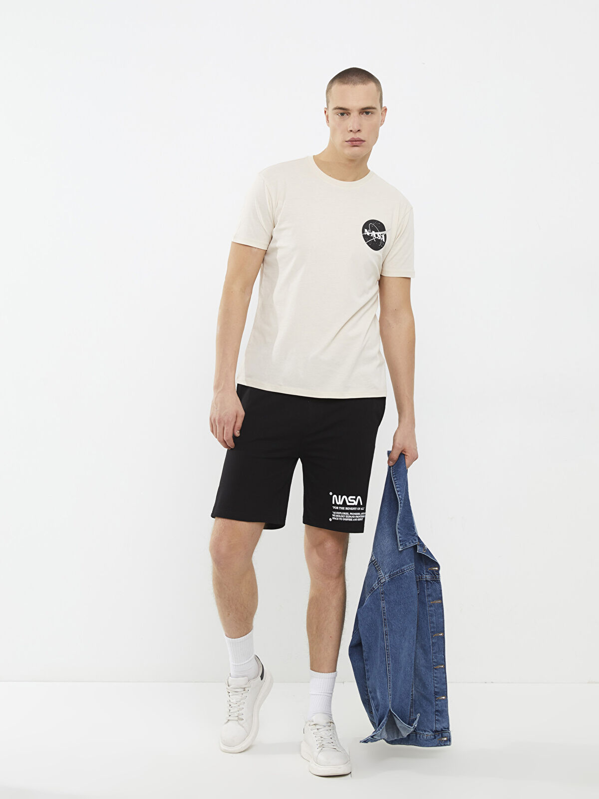 XSIDE Bisiklet Yaka Kısa Kollu Nasa Baskılı Penye Erkek Tişört