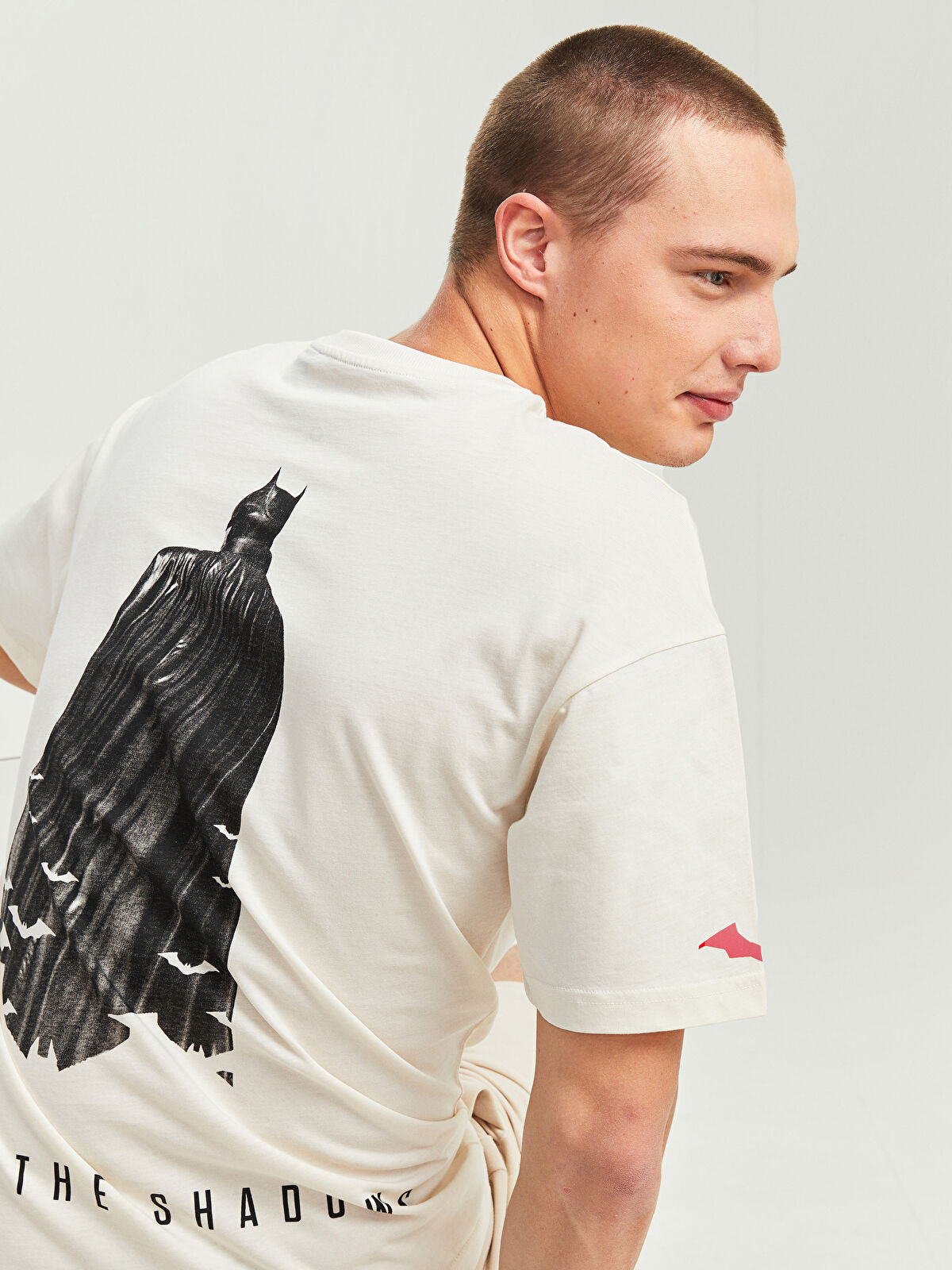 XSIDE Oversize Bisiklet Yaka Kısa Kollu Batman Baskılı Penye Erkek Tişört