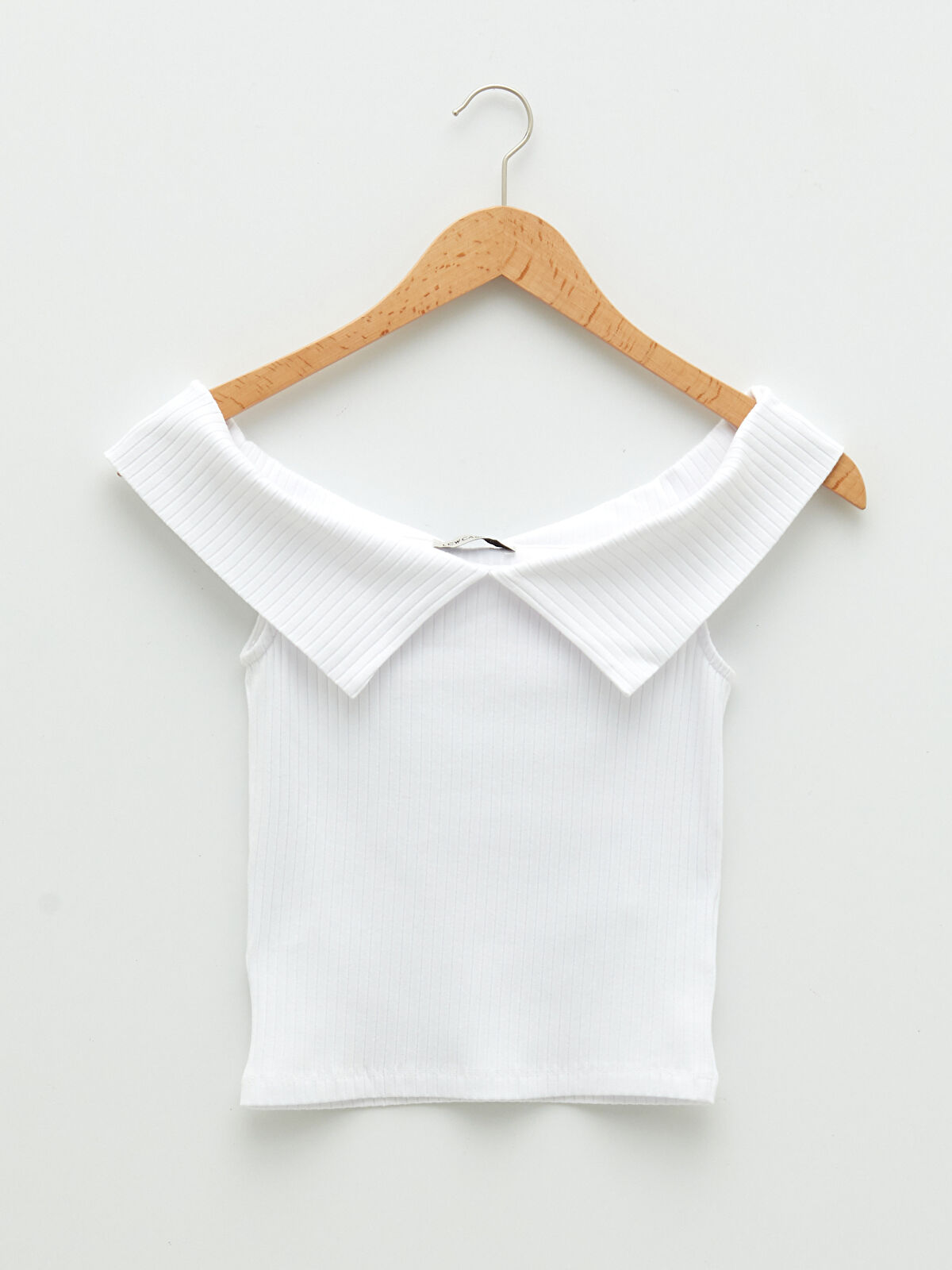 LCW CASUAL Kayık Yaka Düz Kolsuz Pamuklu Kadın Tişört