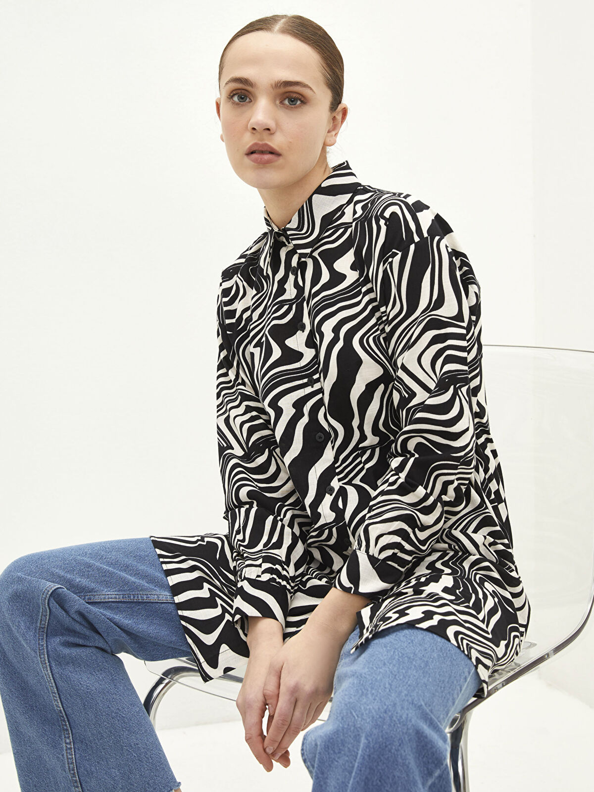 MODEST Gömlek Yaka Desenli Uzun Kollu Oversize Poplin Kadın Tunik