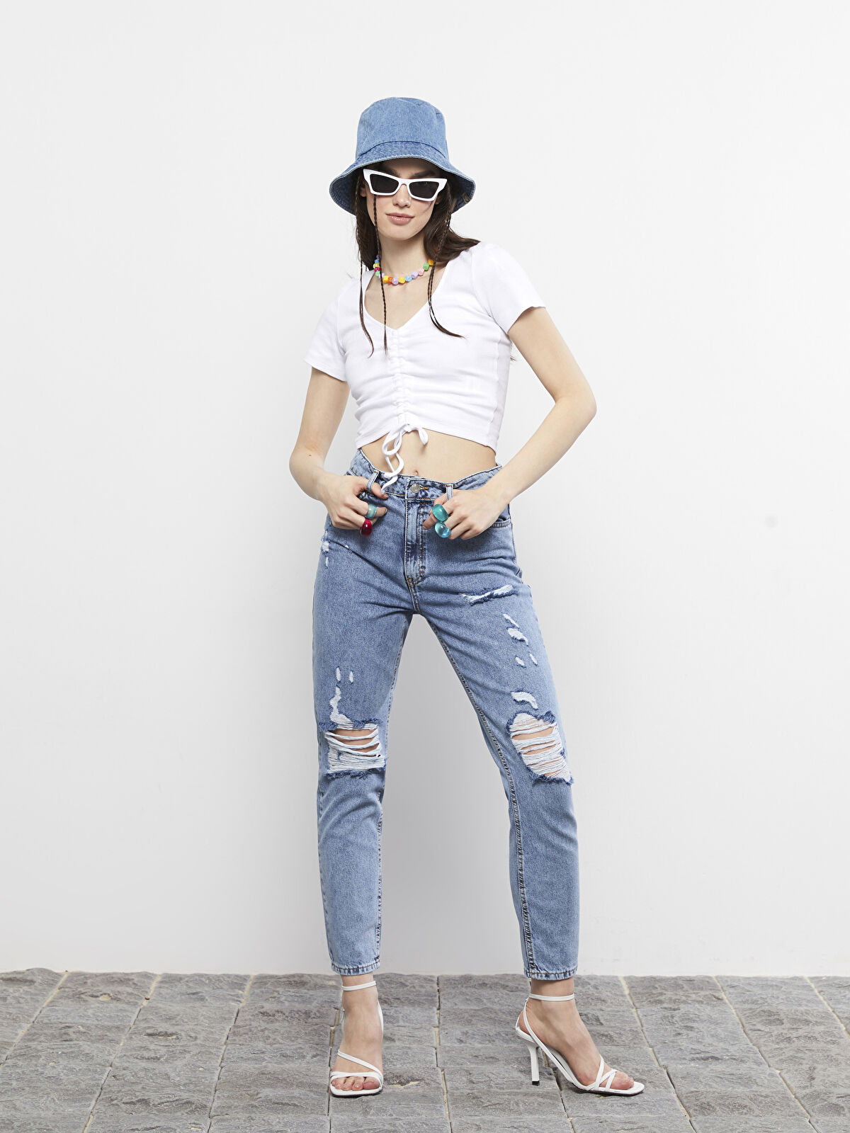 XSIDE Standart Fit Cepli Yırtık Detaylı Kadın Jean Pantolon