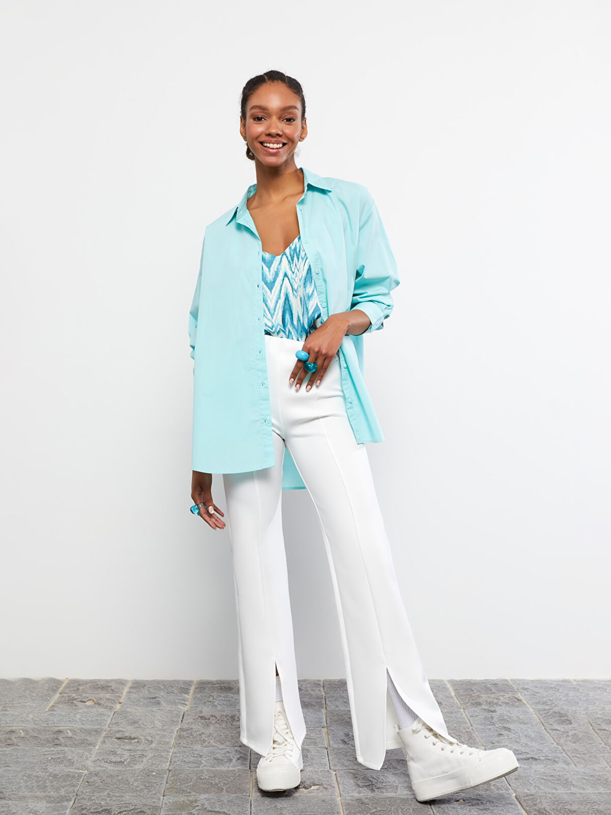 LCW CASUAL Rahat Kalıp Düz Paçaları Yırtmaçlı Kadın Pantolon