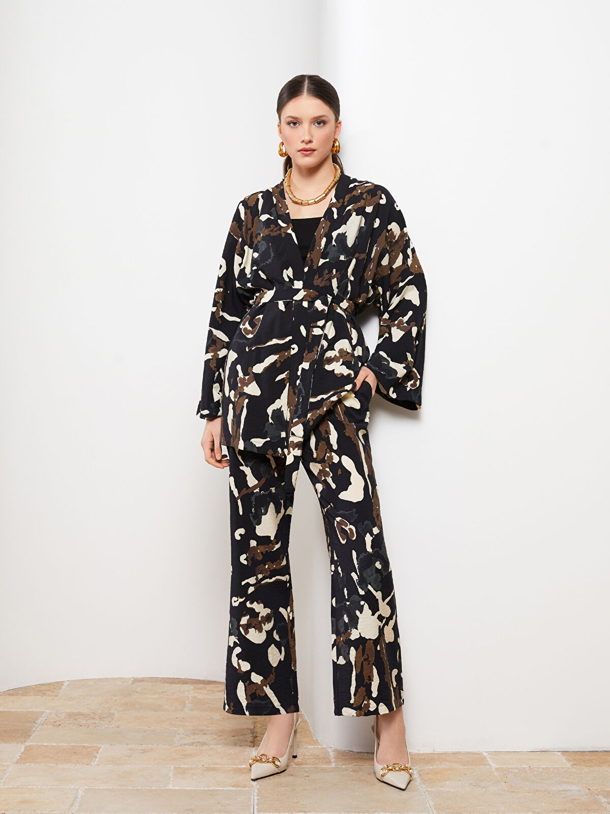 LCW VISION Şal Yaka Desenli Bağlama Detaylı Uzun Kollu Kadın Kimono