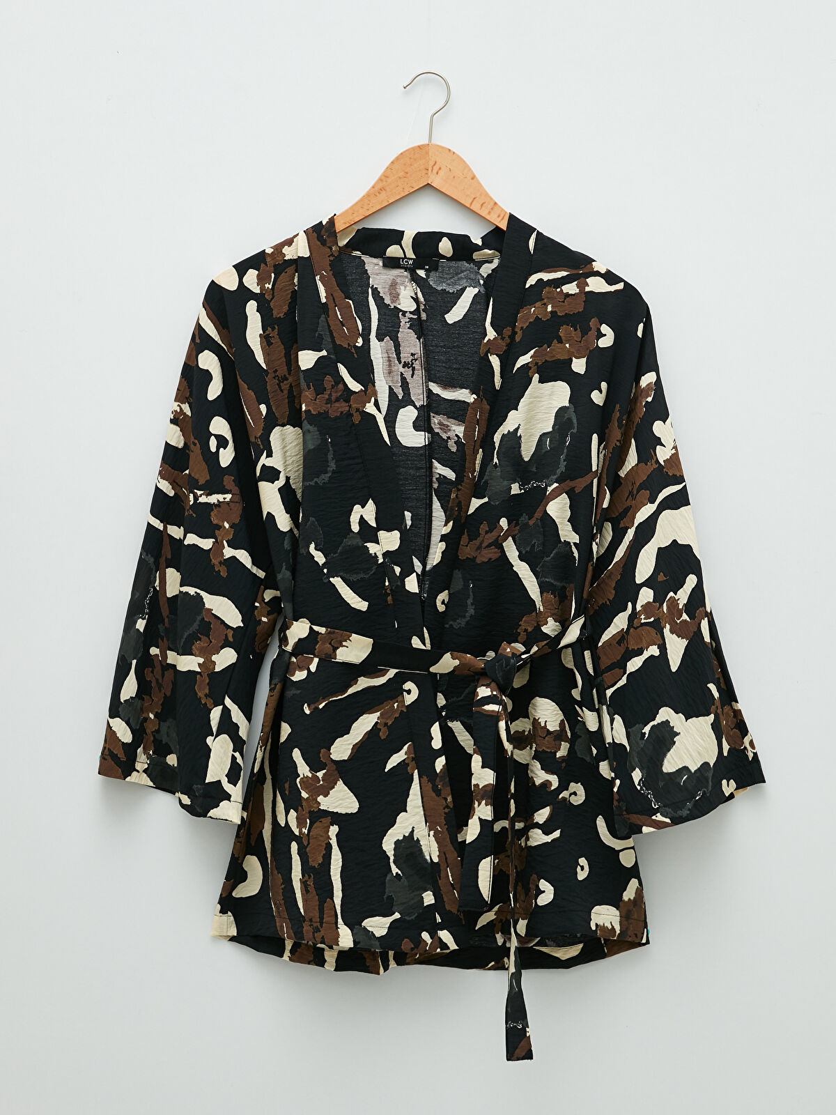 LCW VISION Şal Yaka Desenli Bağlama Detaylı Uzun Kollu Kadın Kimono