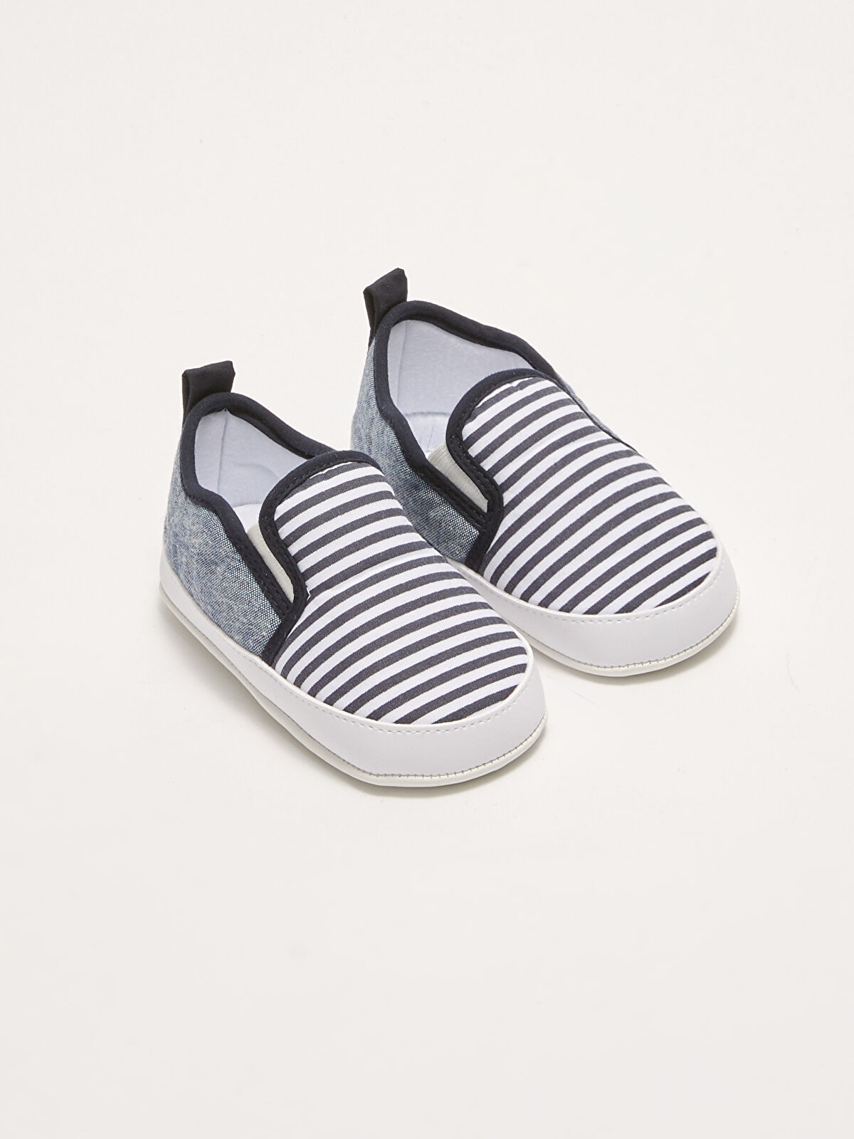 Pamuk Astarlı Çizgili Erkek Bebek Yürüme Öncesi Ev Ayakkabısı