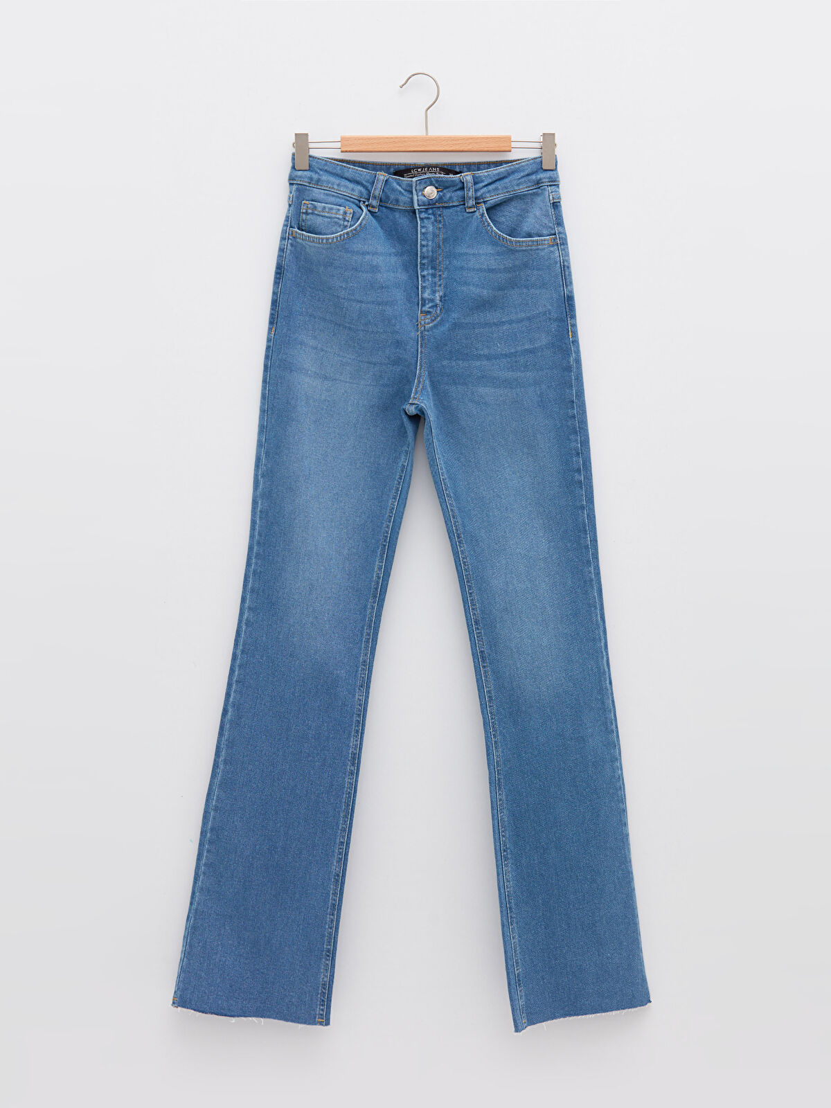 MODEST Slim Fit Cep Detaylı Kadın Rodeo Jean Pantolon MODEST Slim Fit Cep Detaylı Kadın Rodeo Jean Pantolon