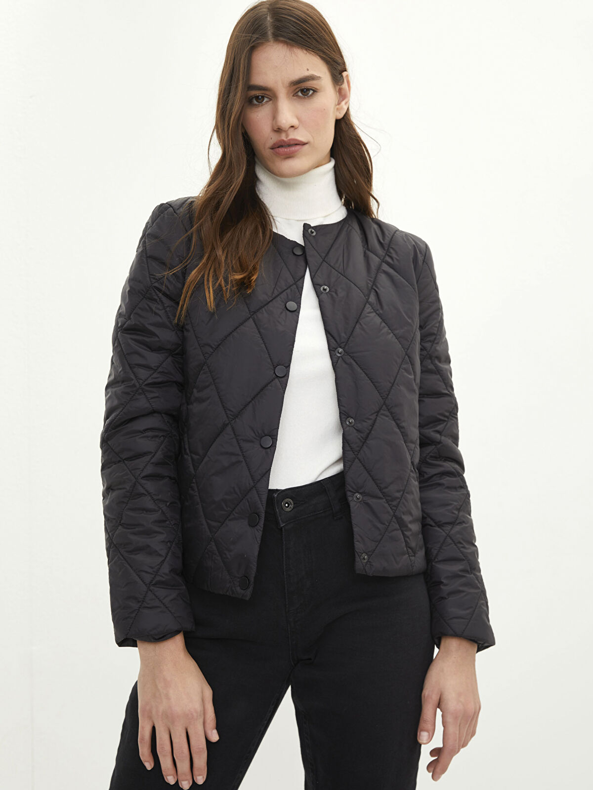 LCW CLASSIC Bisiklet Yaka Kapitone Desenli Uzun Kollu Kadın Şişme Mont