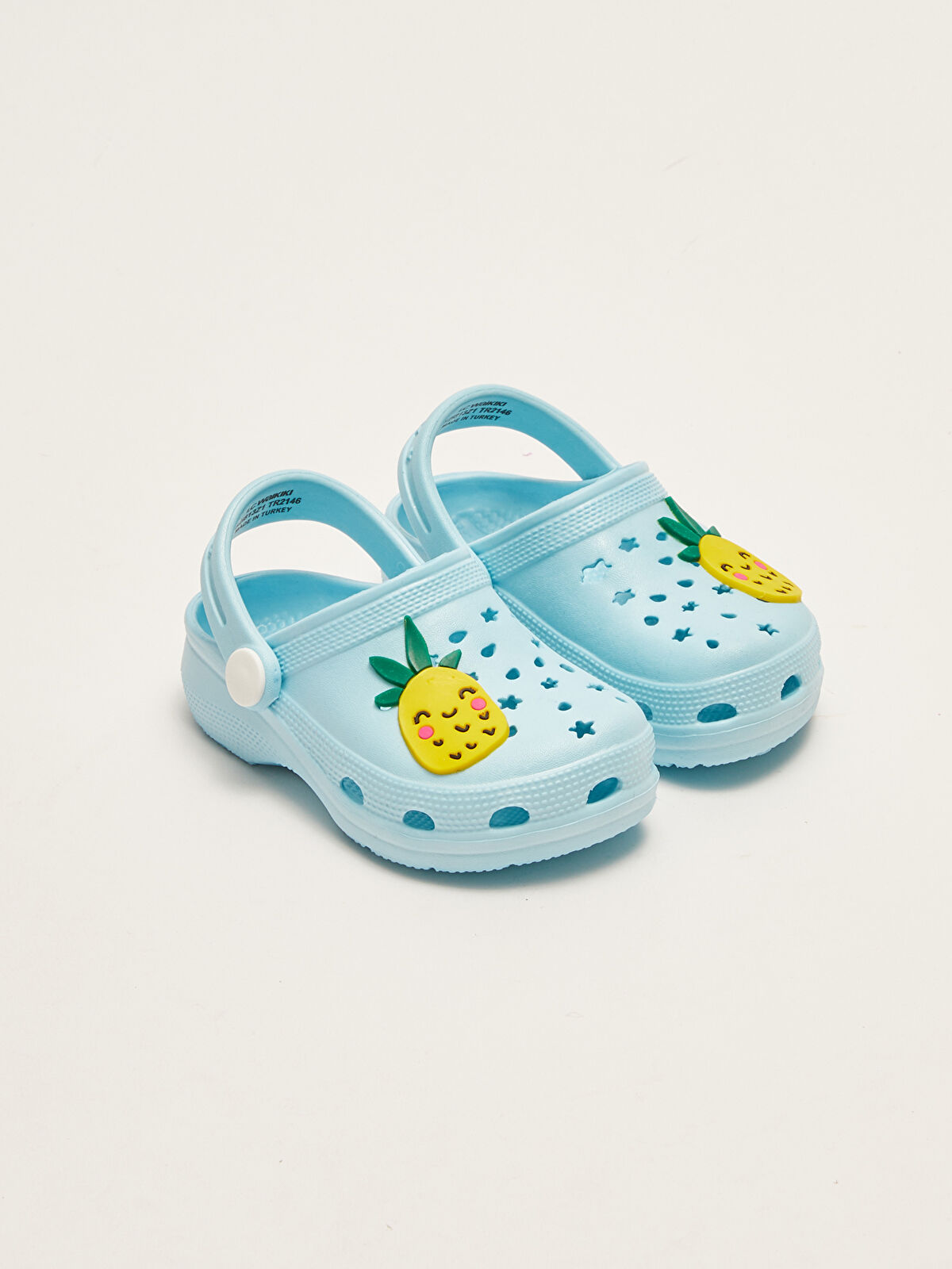 Patch Detaylı Delikli Kız Bebek Sandalet