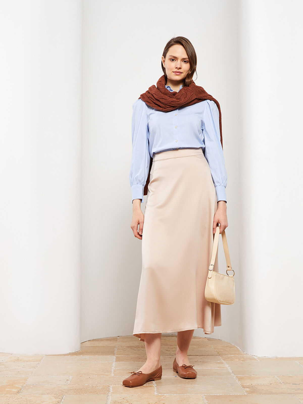 MODEST Beli Fermuarlı Düz A Kesim Saten Kadın Etek