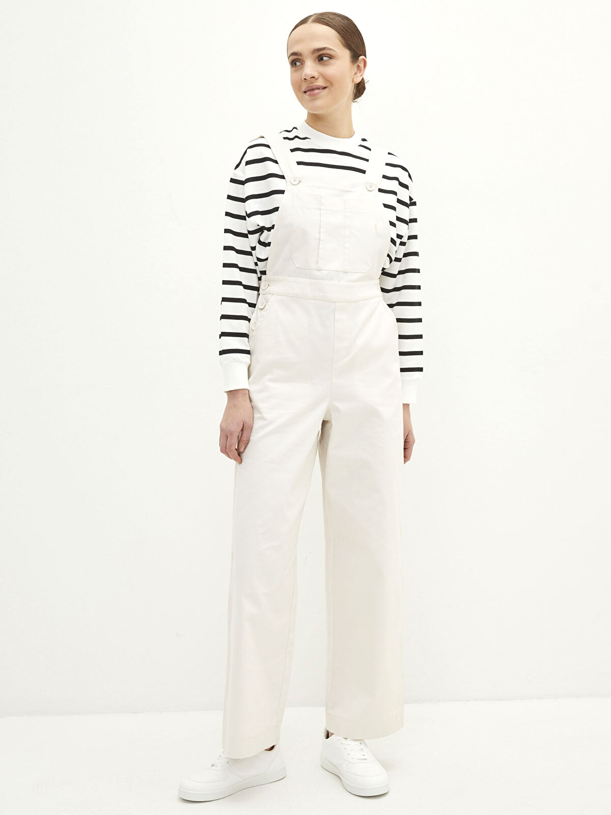 MODEST Kare Yaka Düz Askılı Gabardin Kadın Tulum MODEST Kare Yaka Düz Askılı Gabardin Kadın Tulum