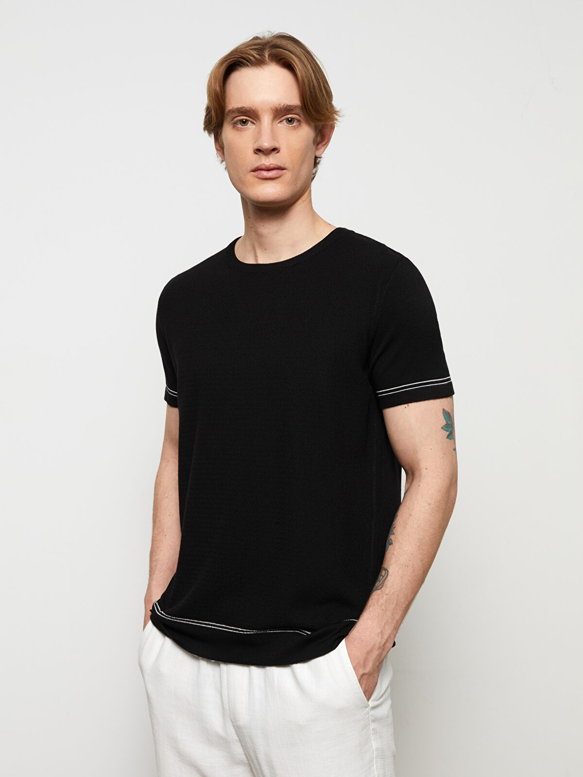 LCW CLASSIC Bisiklet Yaka Kısa Kollu Erkek Triko Tişört