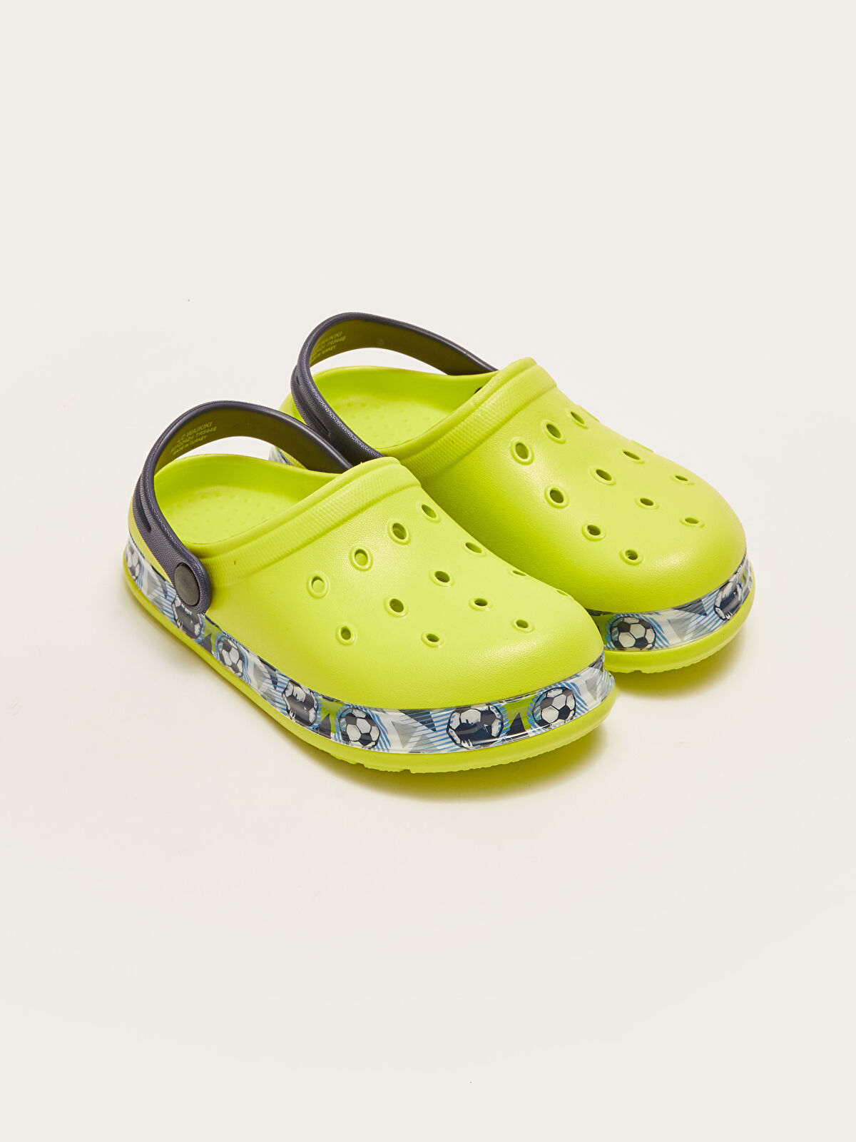 Baskılı Delik Detaylı Erkek Çocuk Sandalet