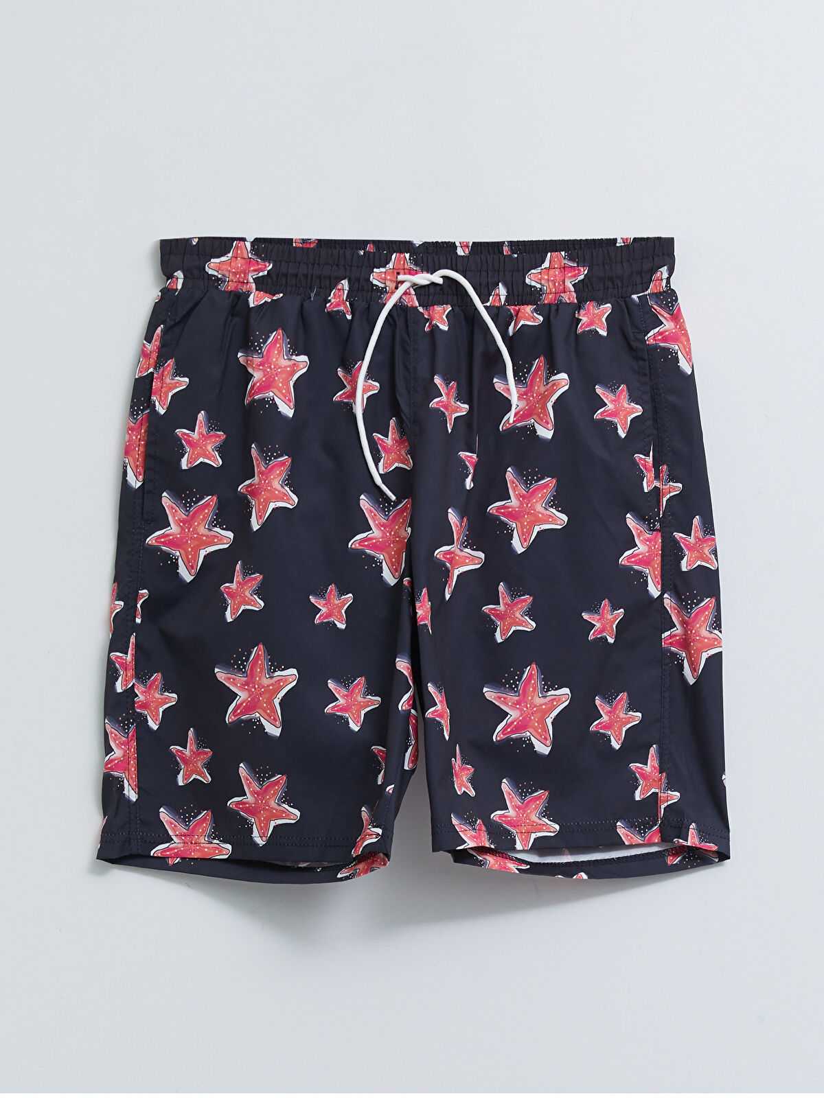 Diz Hizası Boy Baskılı Erkek Deniz Şortu