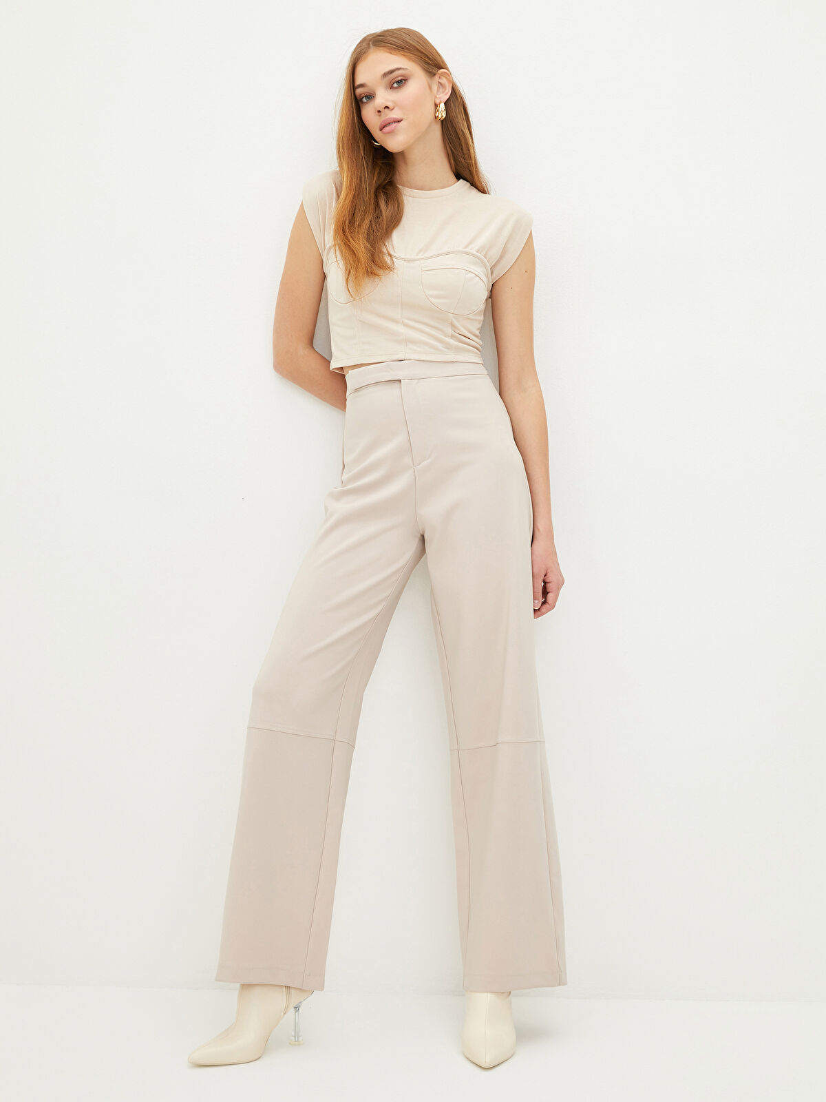 QUZU Rahat Kalıp Düz Geniş Paça Kadın Palazzo Pantolon QUZU Rahat Kalıp Düz Geniş Paça Kadın Palazzo Pantolon