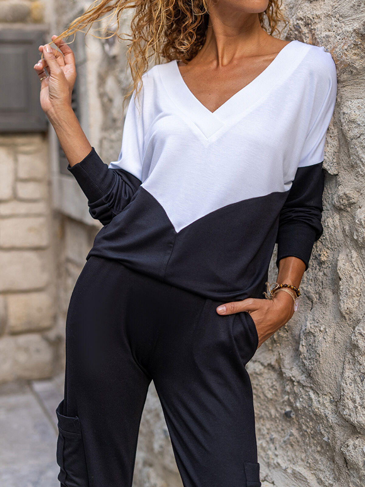 Güneşkızı V Yaka Renk Bloklu Uzun Kollu Oversize Kadın Bluz