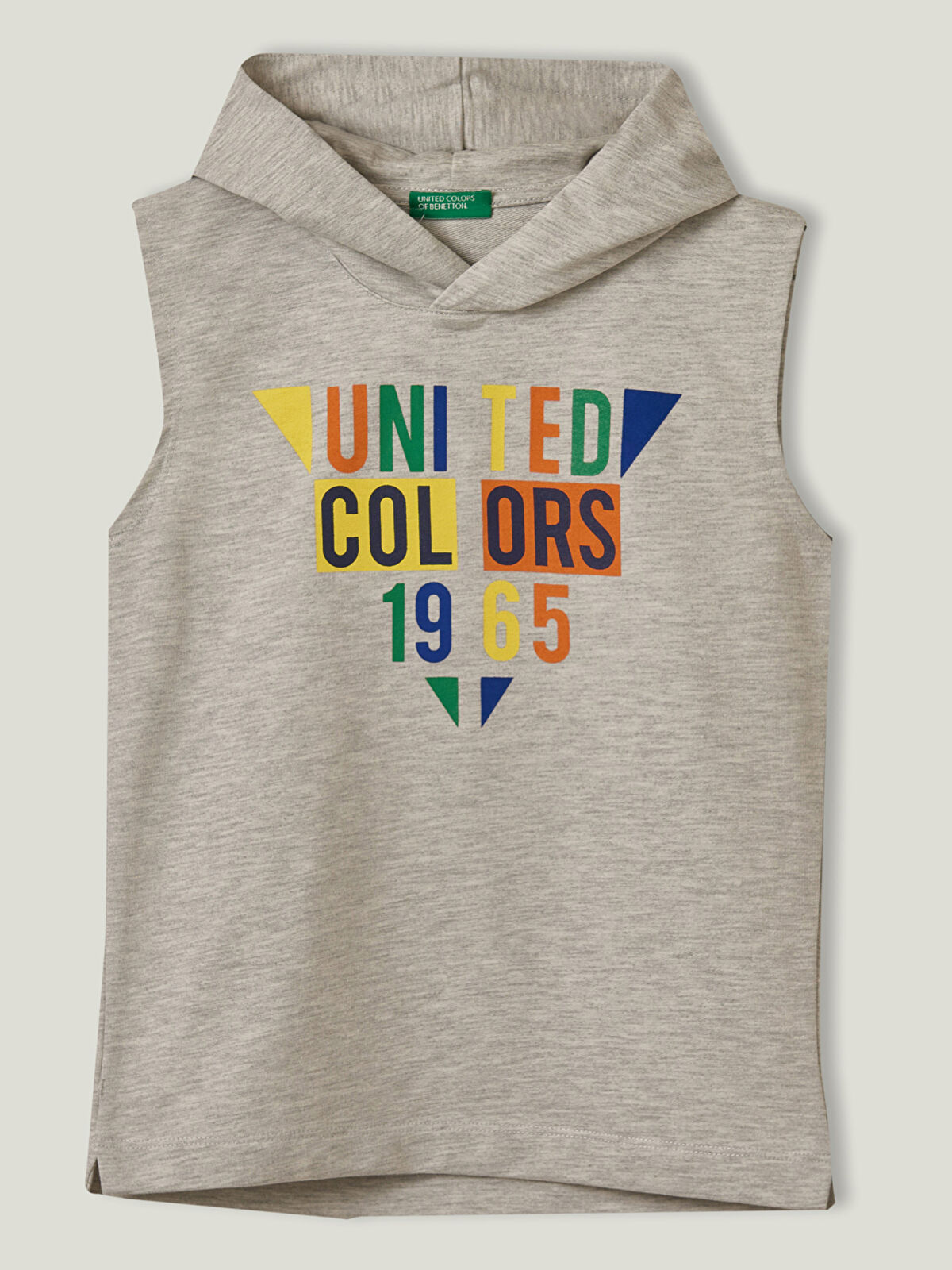 Benetton Kapüşonlu Kolsuz Baskılı Pamuklu Erkek Çocuk Sweatshirt Benetton Kapüşonlu Kolsuz Baskılı Pamuklu Erkek Çocuk Sweatshirt