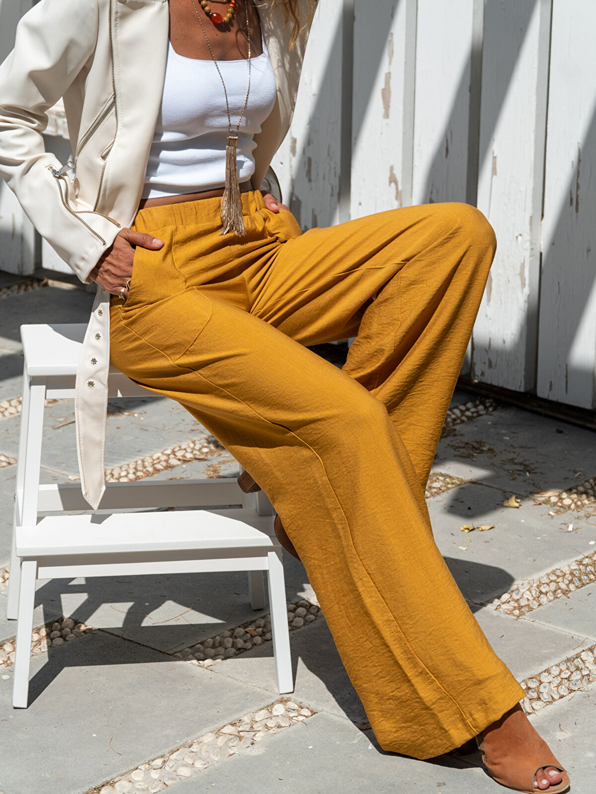 Güneşkızı Beli Lastikli Düz Cep Detaylı Keten Kadın Pantolon