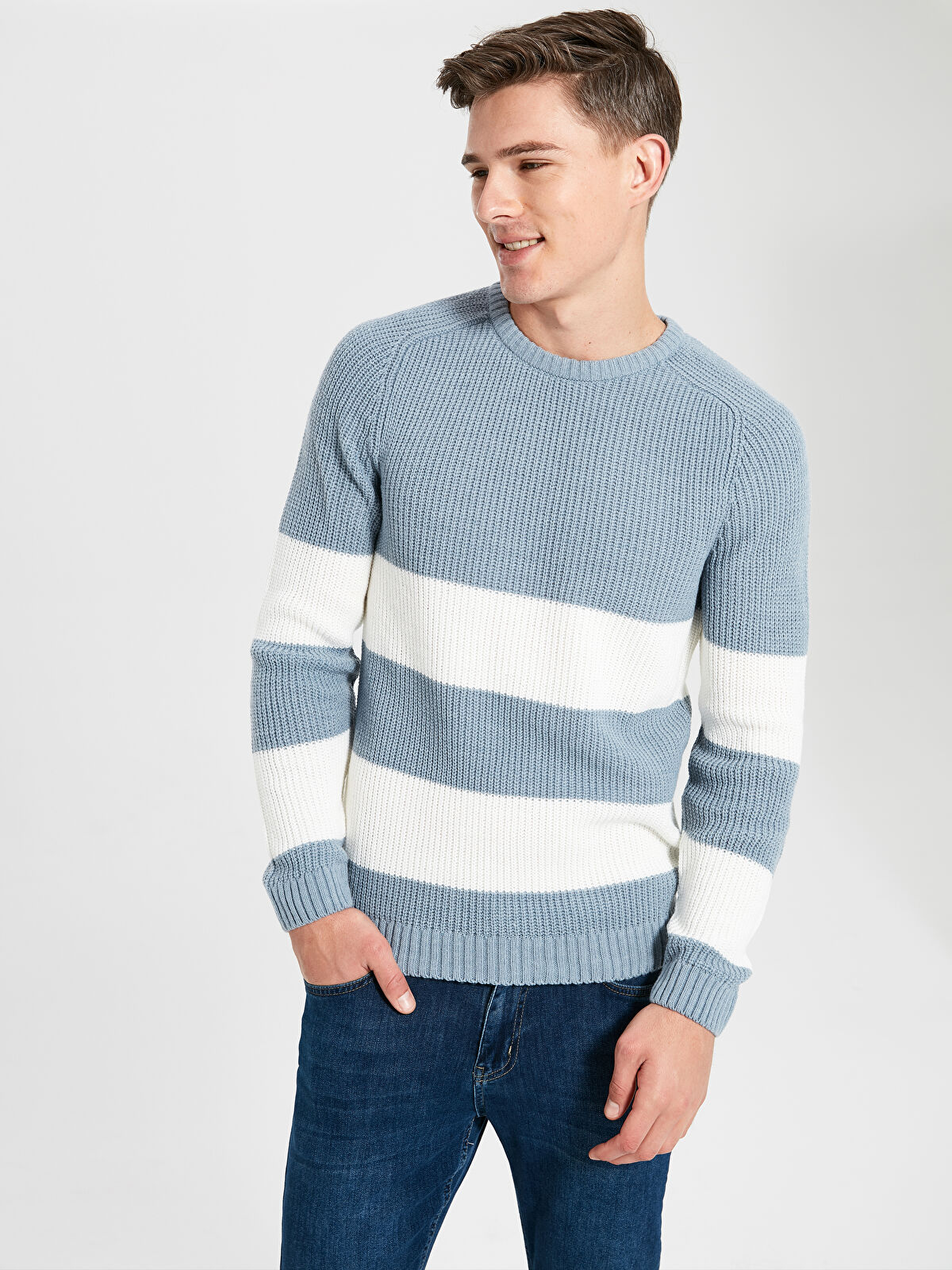Slim Fit Çizgili Kalın Triko Kazak