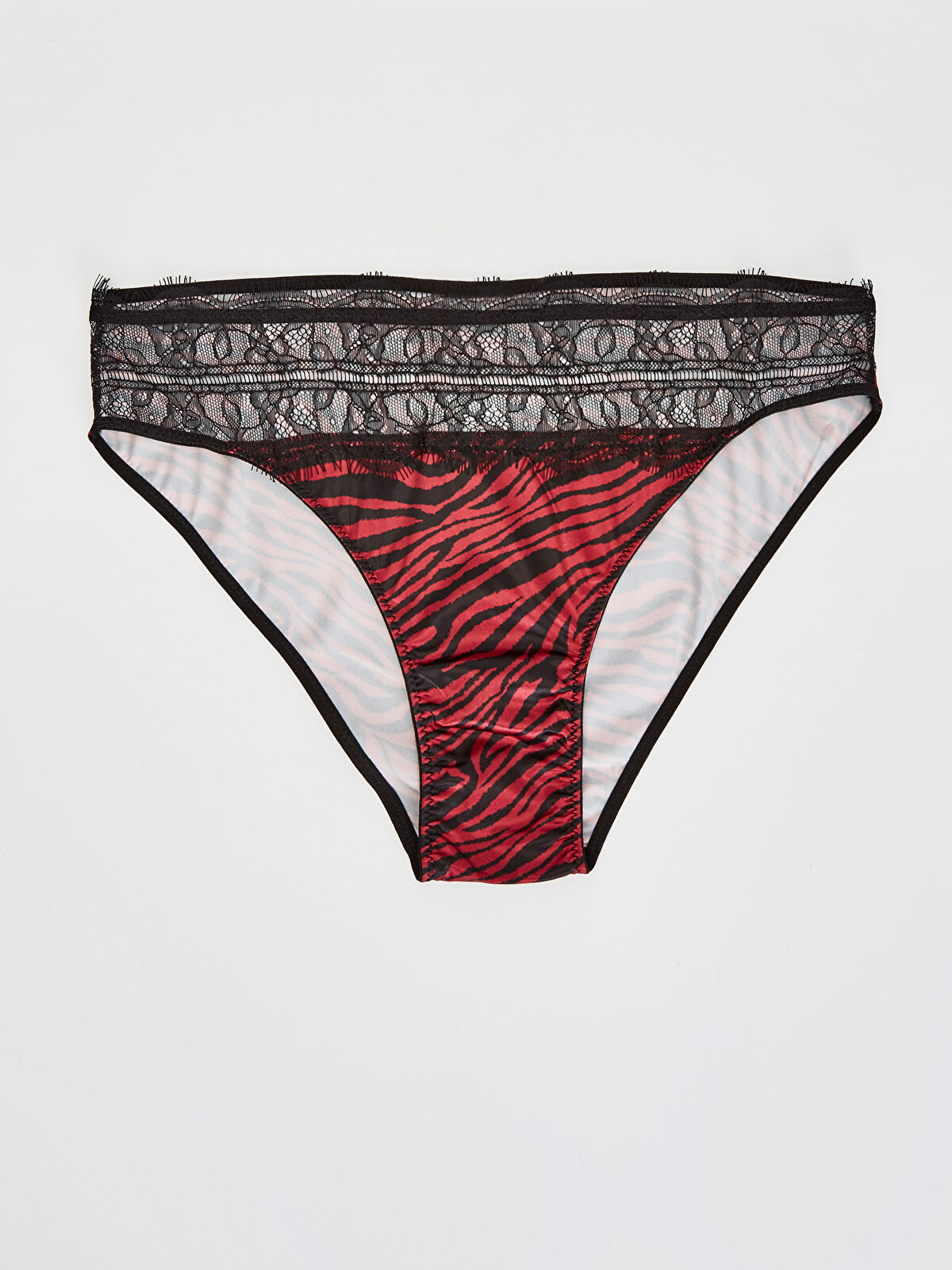 Dantel Detaylı Desenli Brazilian Külot