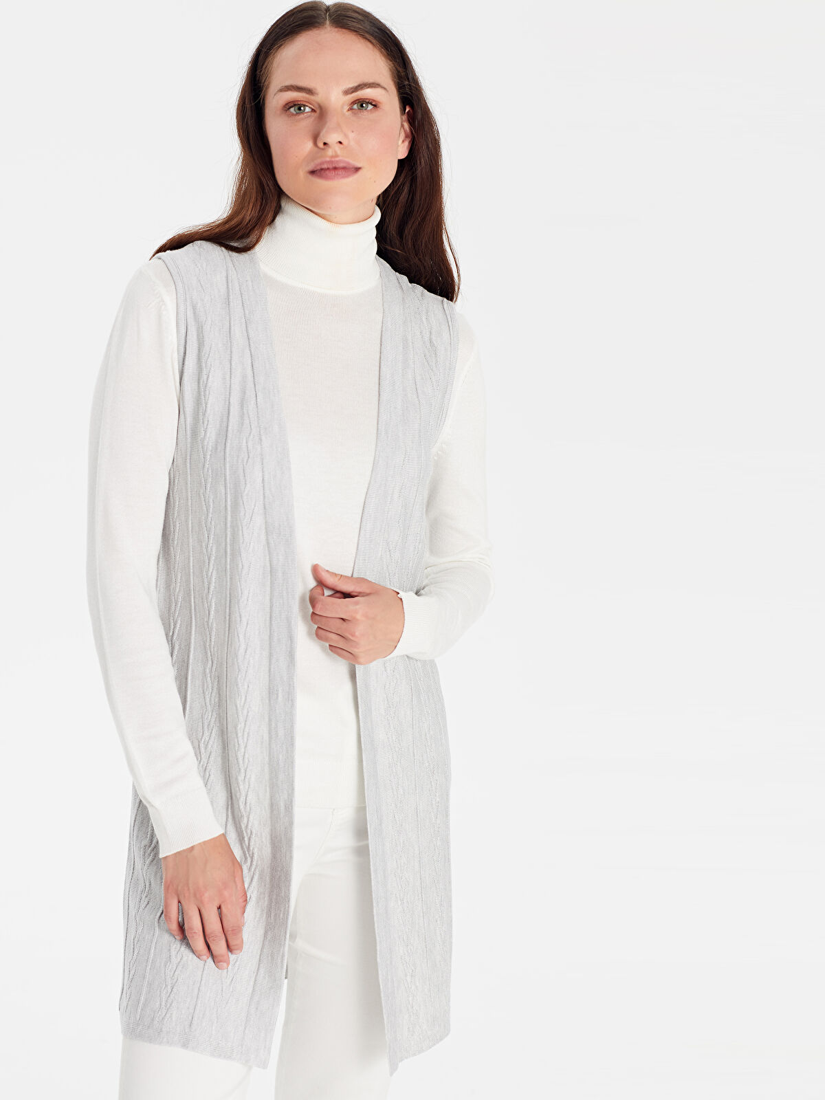 Kendinden Desenli Kolsuz İnce Kadın Triko Yelek