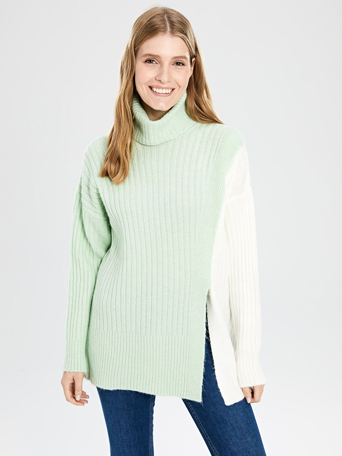 Yırtmaçlı Renk Bloklu Triko Tunik