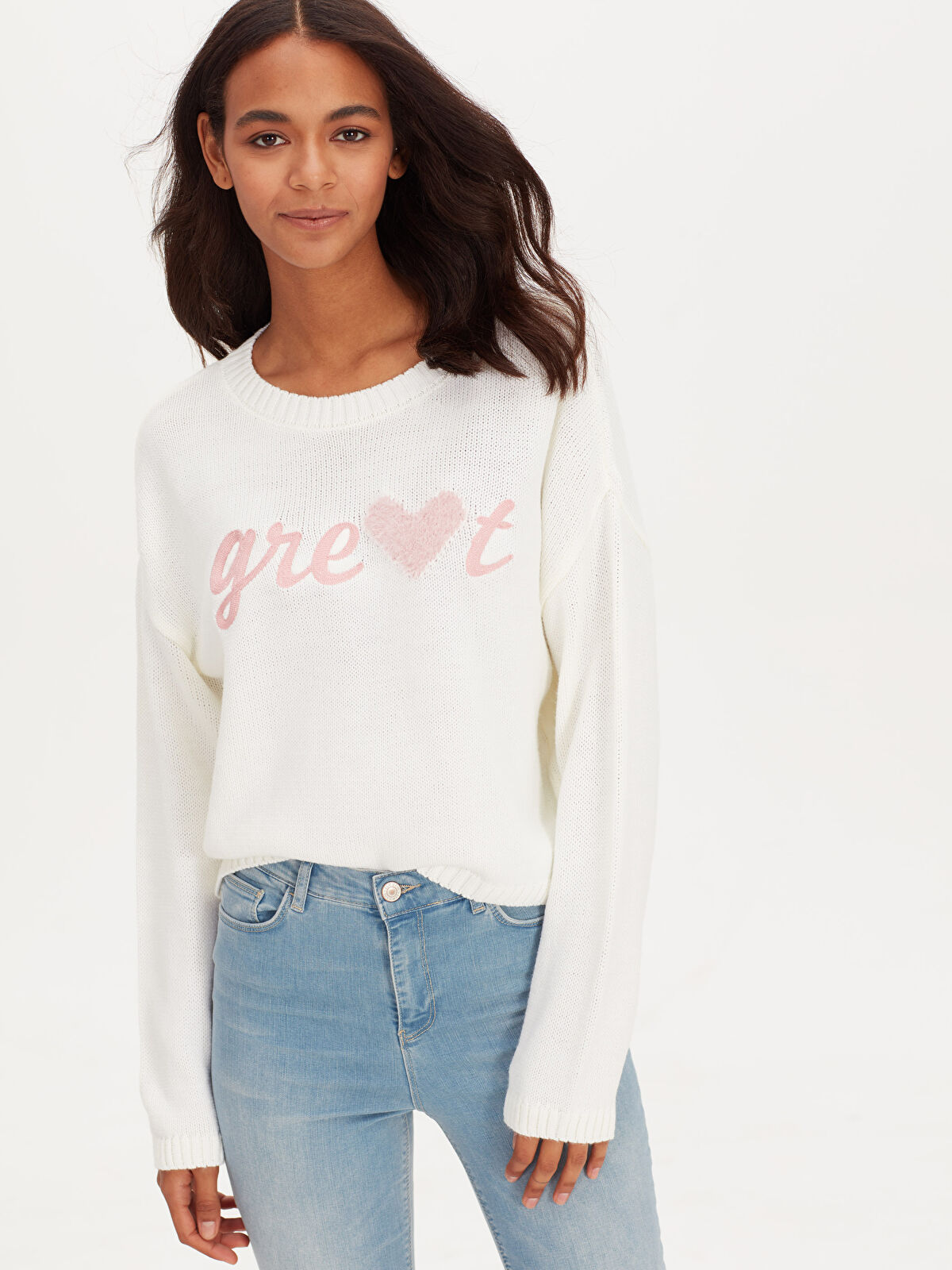 Nakış İşlemeli Triko Kazak