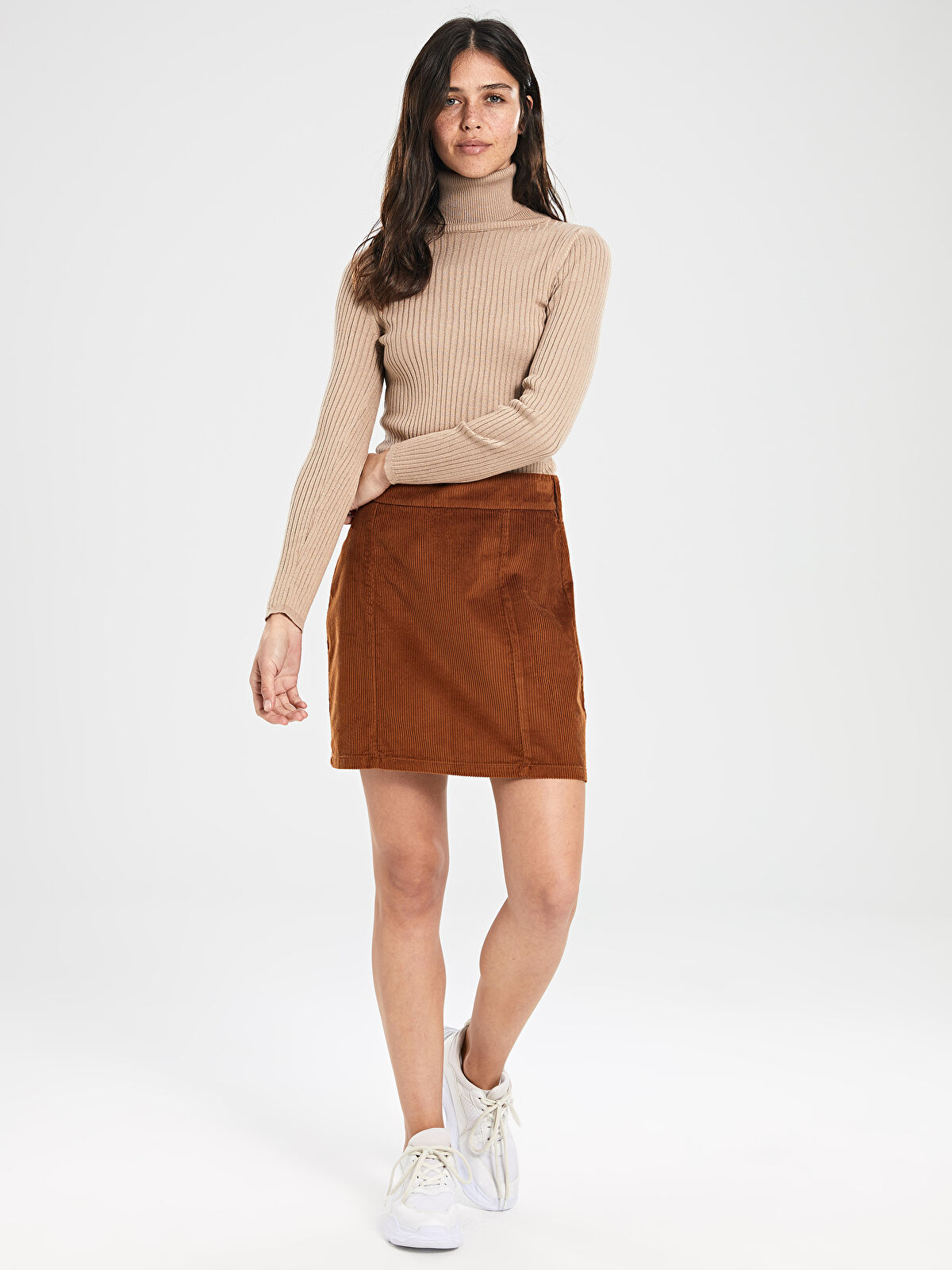 LCW CASUAL A Kesim Kadife Kadın Mini Etek LCW CASUAL A Kesim Kadife Kadın Mini Etek