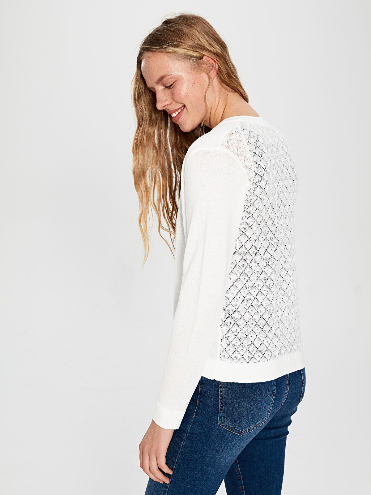 Sırtı Desenli Triko Uzun Kollu Kadın Hırka