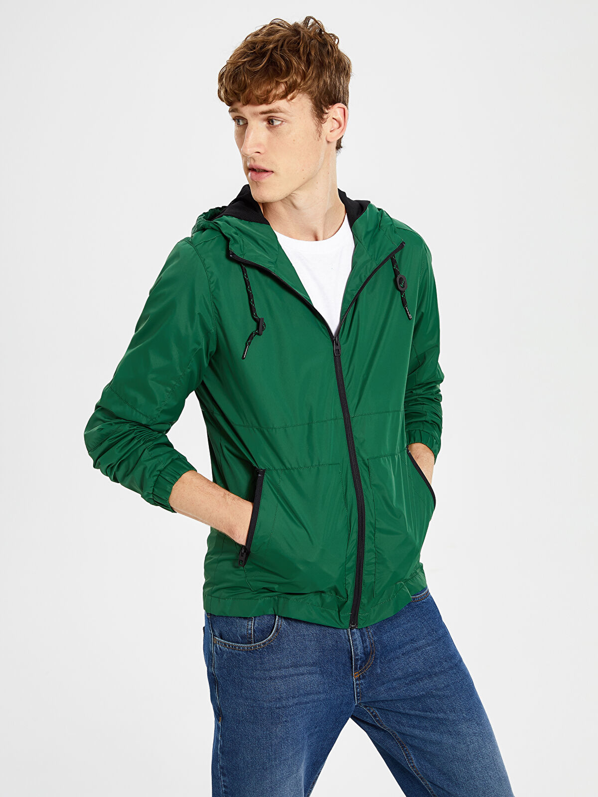 LCW CASUAL Rahat Kalıp Kapüşonlu İnce Mont