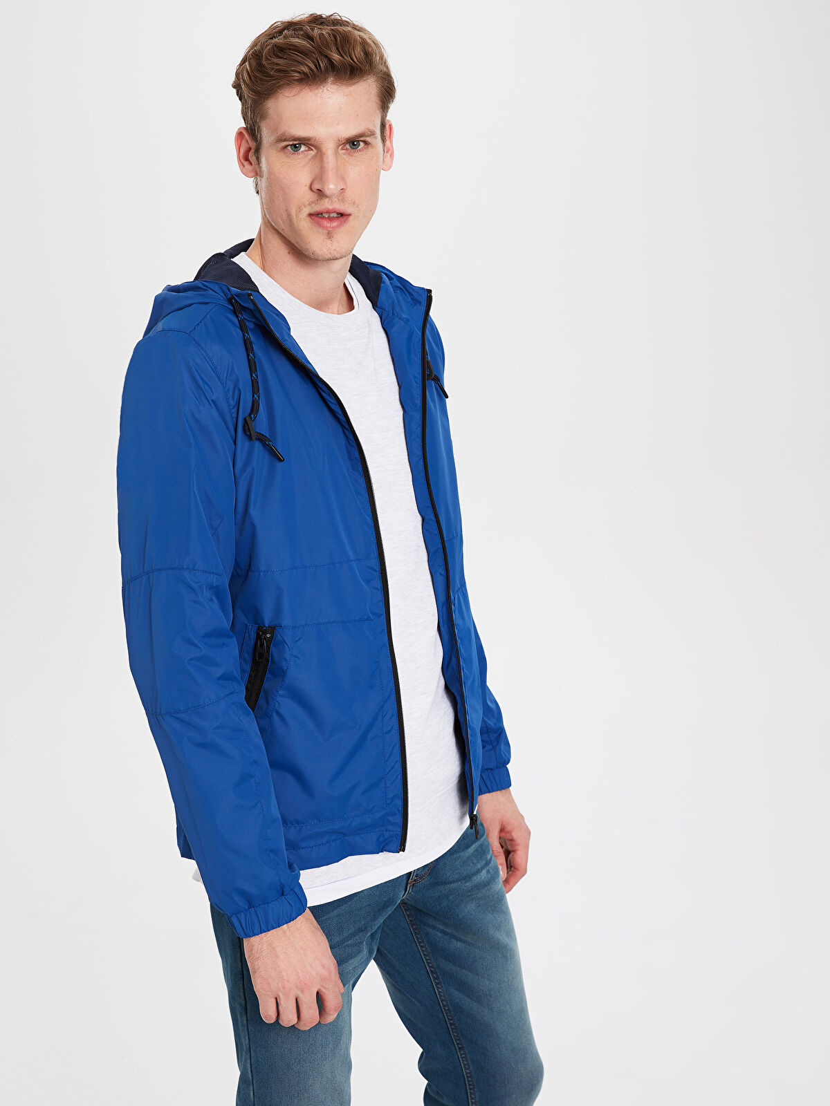 LCW CASUAL Rahat Kalıp Kapüşonlu İnce Mont