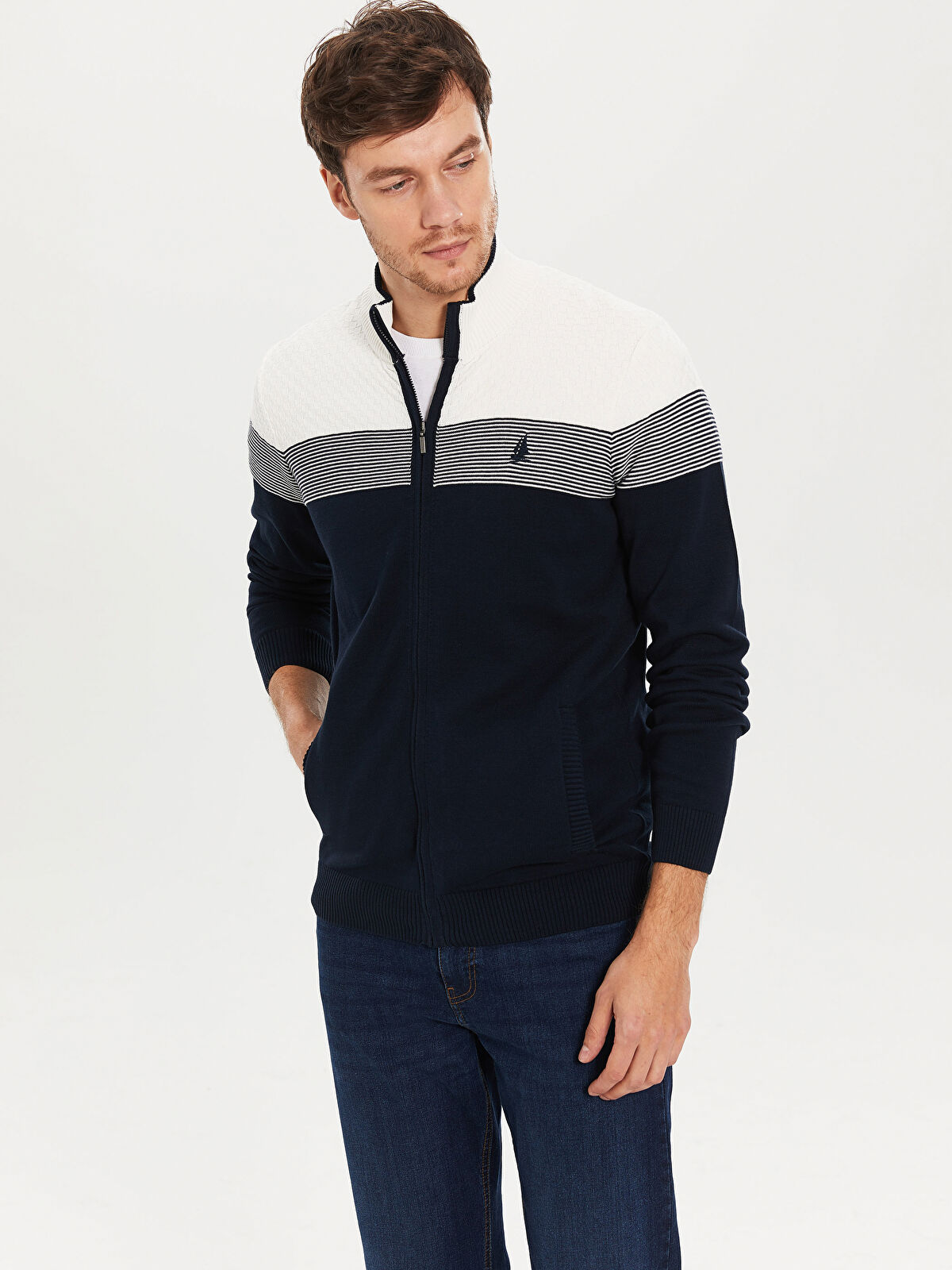 LCW CLASSIC Dik Yaka Uzun Kollu Renk Bloklu Erkek Triko Hırka