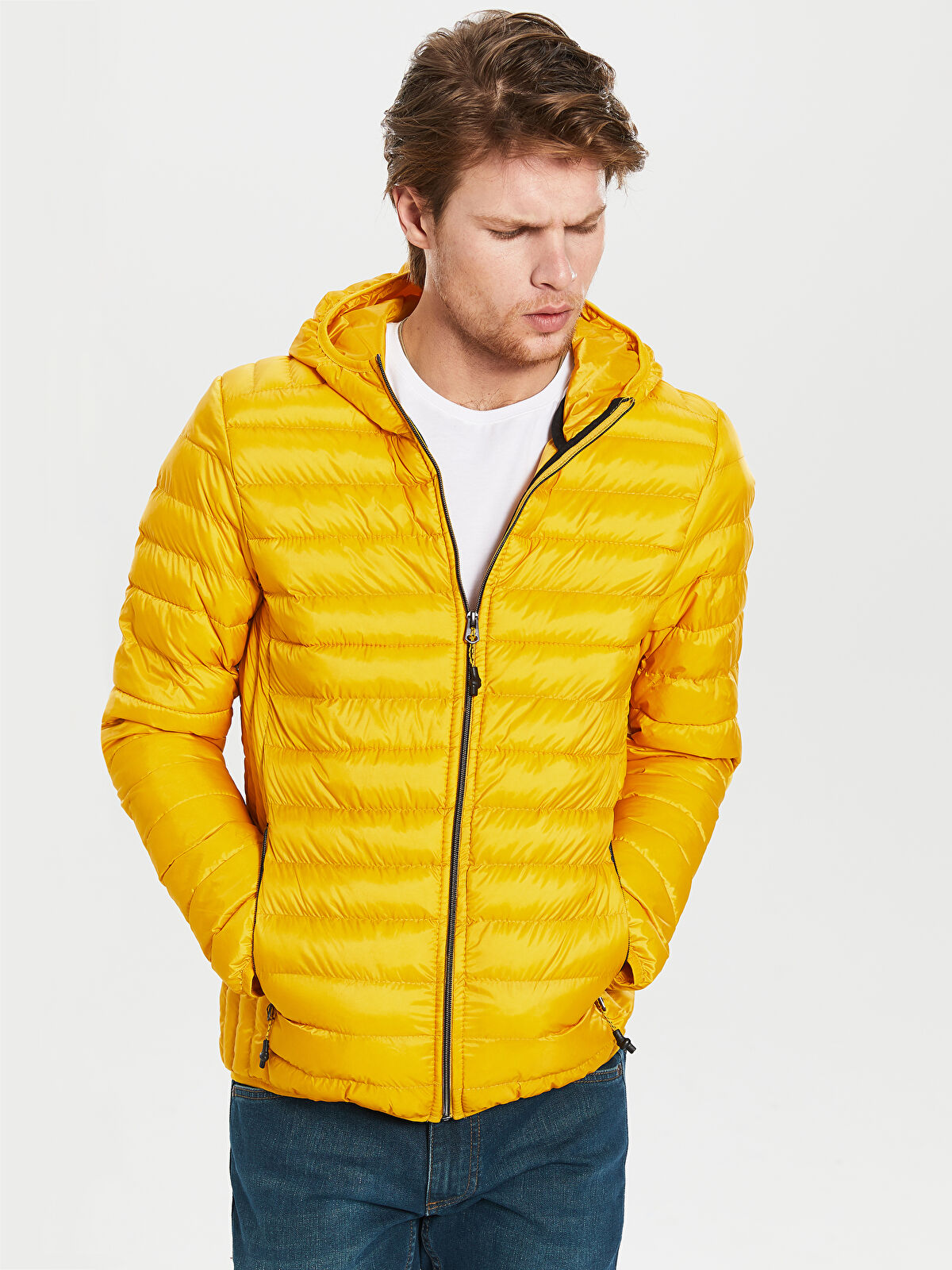 LCW CASUAL Bol Kalıp Dik Yaka Erkek Şişme Mont