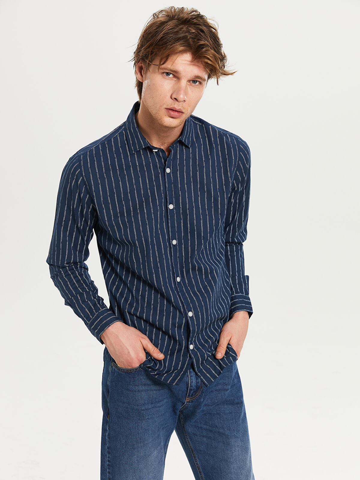 Ekstra Slim Fit Uzun Kollu Çizgili Erkek Gömlek