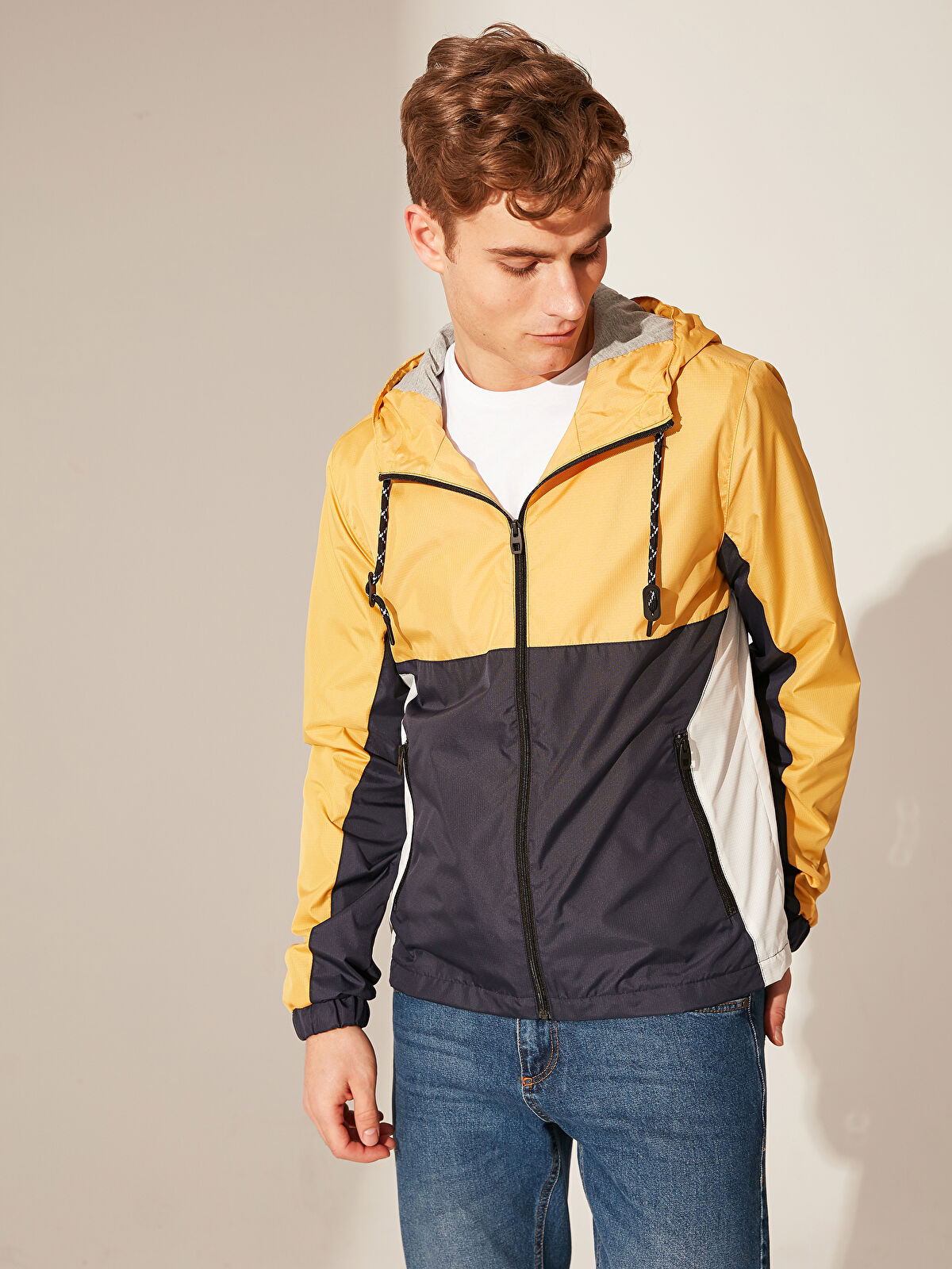 LCW CASUAL Kapüşonlu İnce Spor Mont