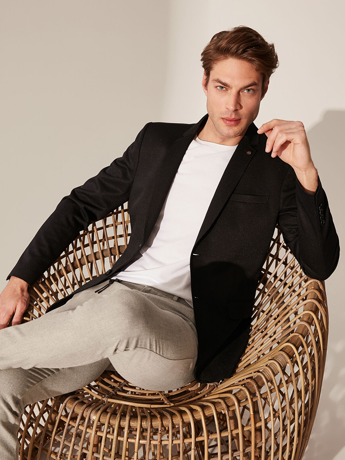 Slim Fit Dokulu Blazer Ceket