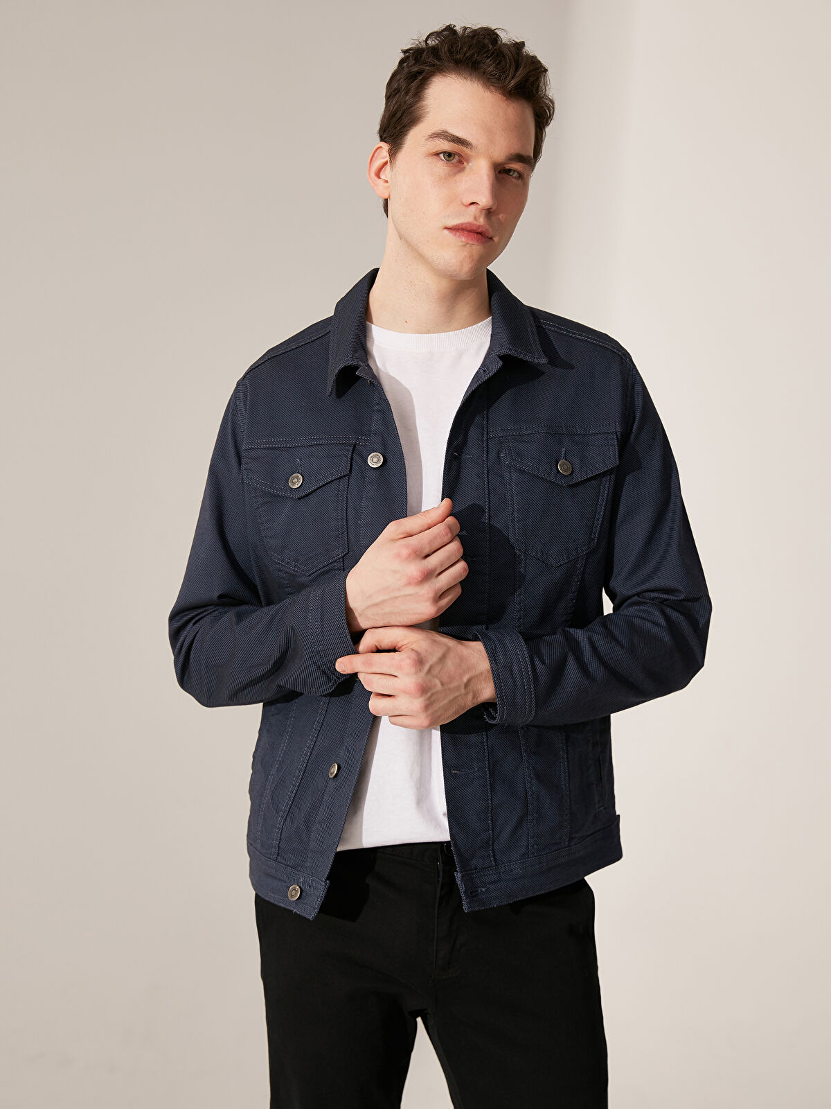 LCW CASUAL Slim Fit Dokulu İnce Mont