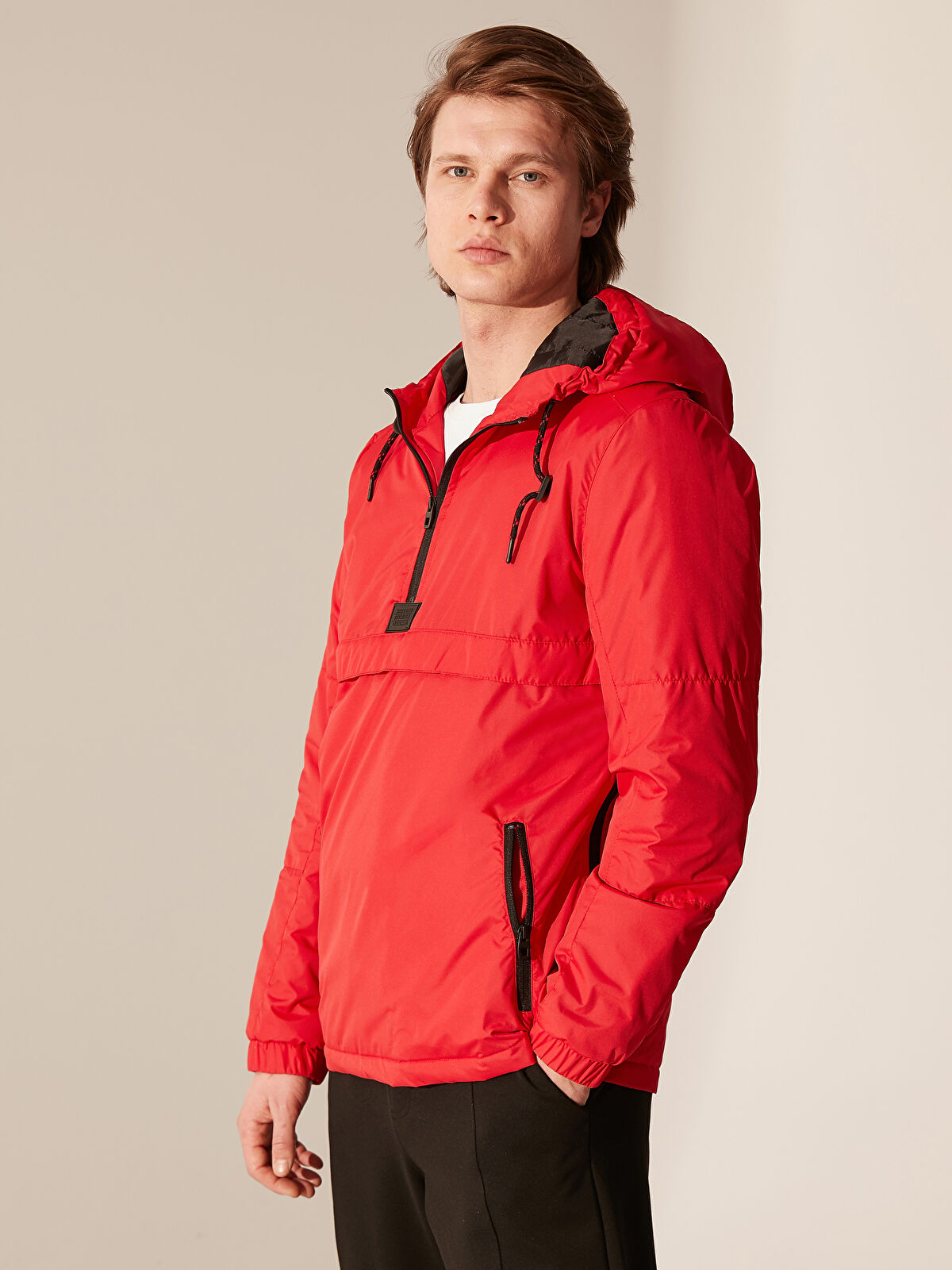 LCW CASUAL Slim Fit Kapüşonlu İnce Erkek Kanguru Mont