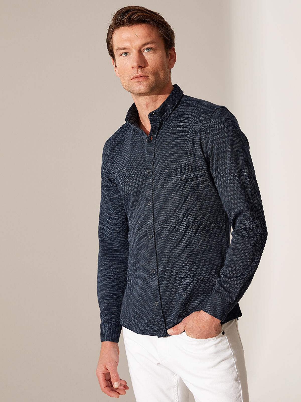 Slim Fit Dokulu Gömlek