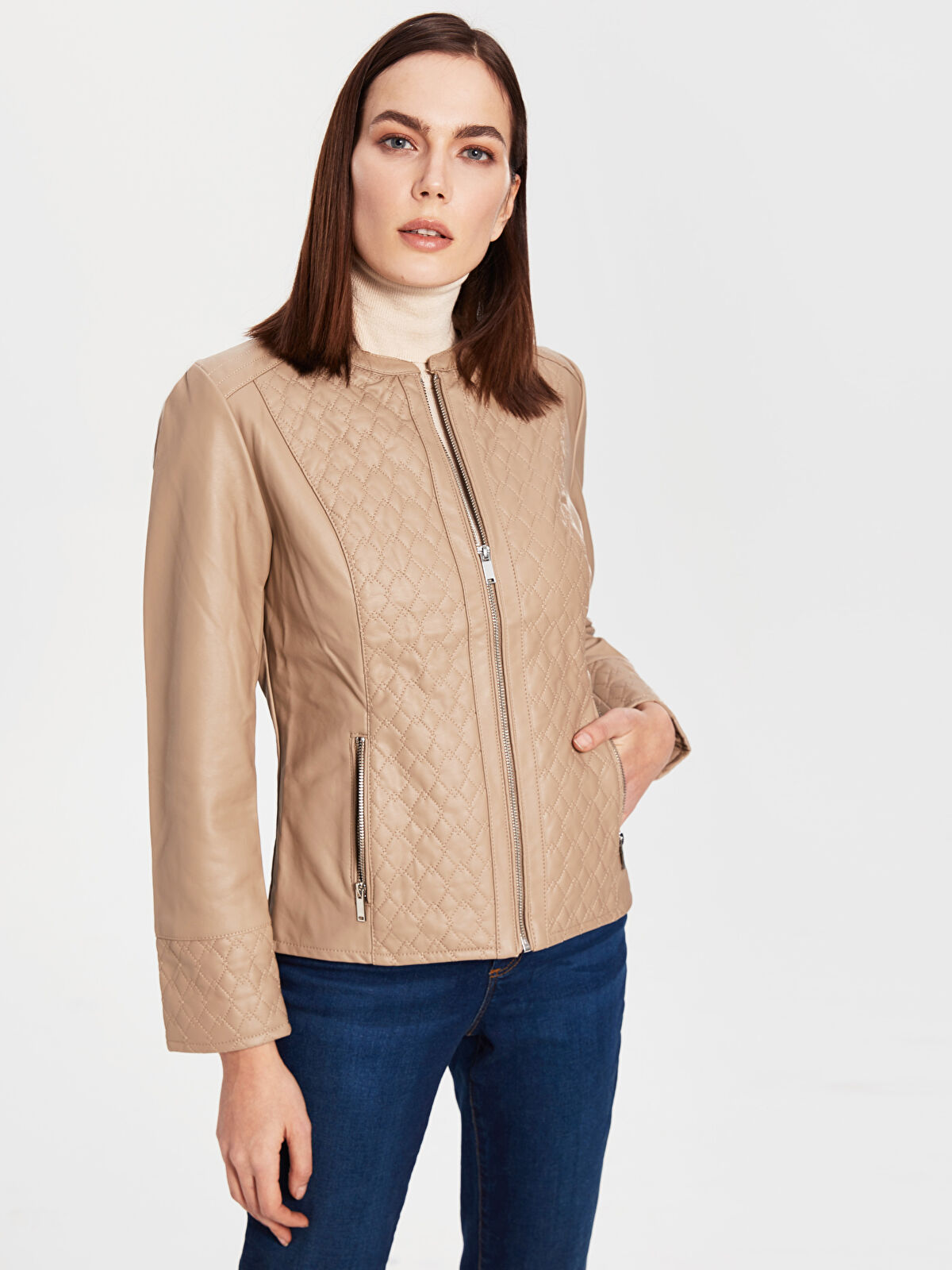 LCW CLASSIC Uzun Kollu Kadın Deri Görünümlü Mont