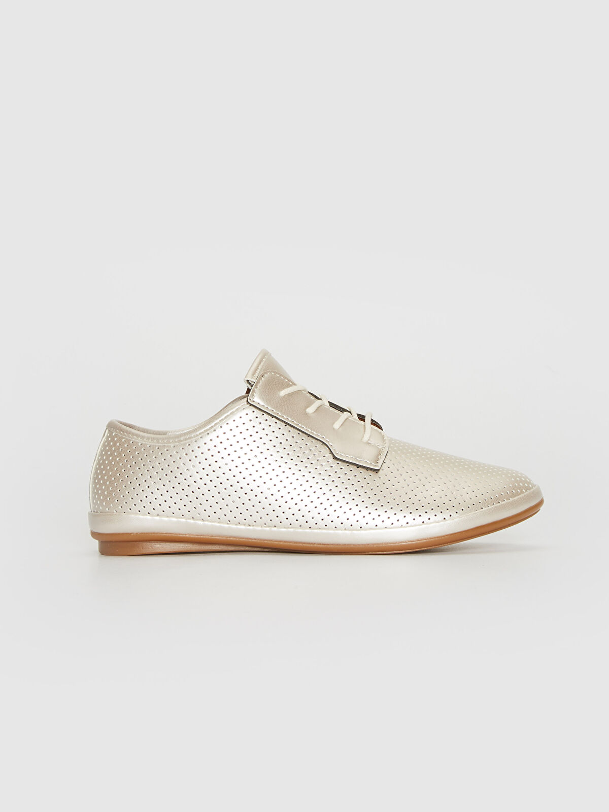 Bağcıklı Deri Görünümlü Kadın Klasik Ayakkabı