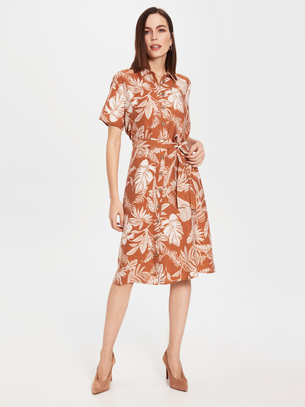 LCW CLASSIC Standart Fit Kısa Kollu Keten Kadın Elbise