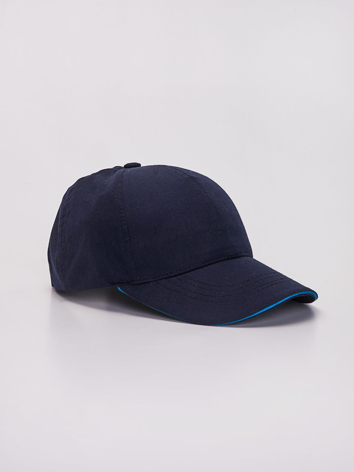 Etiket Detaylı Erkek Çocuk Şapka