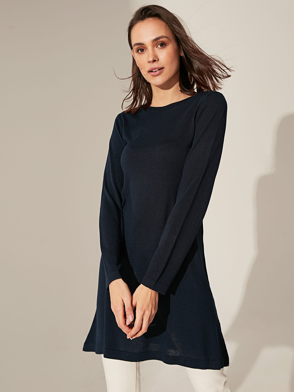 LCW BASIC Kayık Yaka Uzun Kollu Kadın Tunik LCW BASIC Kayık Yaka Uzun Kollu Kadın Tunik